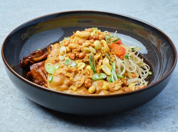 kippendijfilet met Oosterse groenten - All Day Nuts